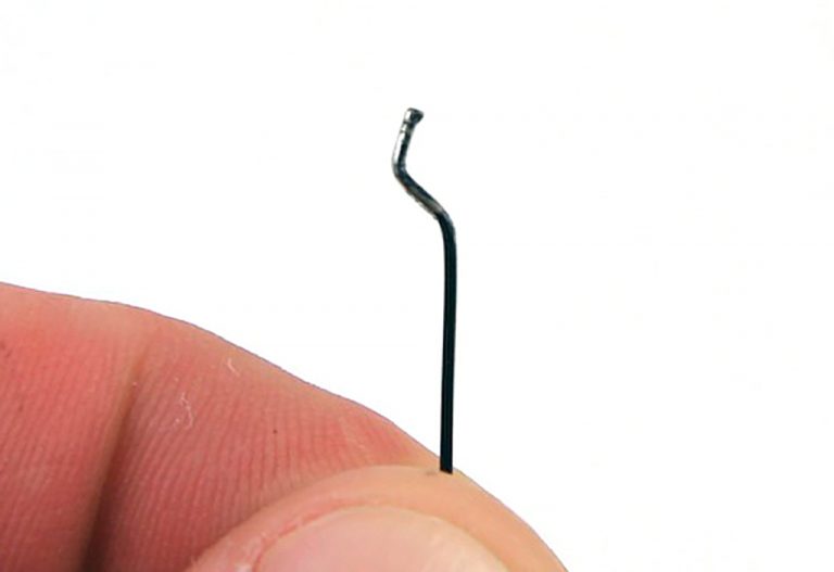 How to Pick Your Way Out of Handcuffs With A Bobby Pin