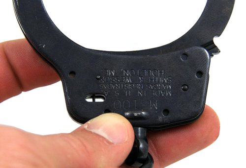 How to Pick Your Way Out of Handcuffs With A Bobby Pin