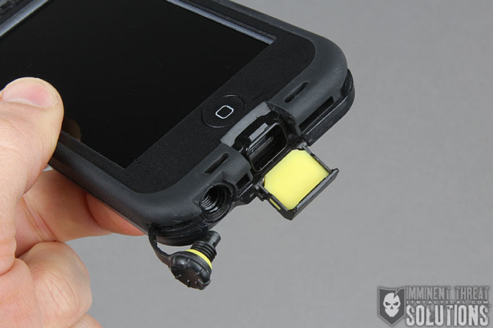 LifeProof Nüüd: A Waterproof Phone Case That Let's You Touch Your ...