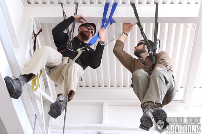 How To Setup an Urban Rappel and Emergency Rappelling Techniques - ITS ...