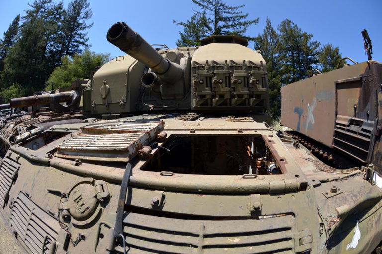 The Littlefield Collection: A Heavily Armored Glimpse Into the Past ...