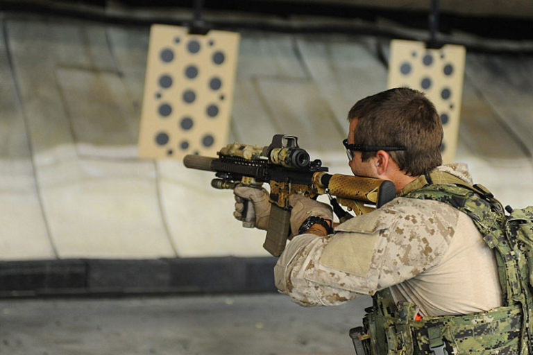 Seeking Uniformity: Differences in Battle Dress, Field Cut and Combat ...